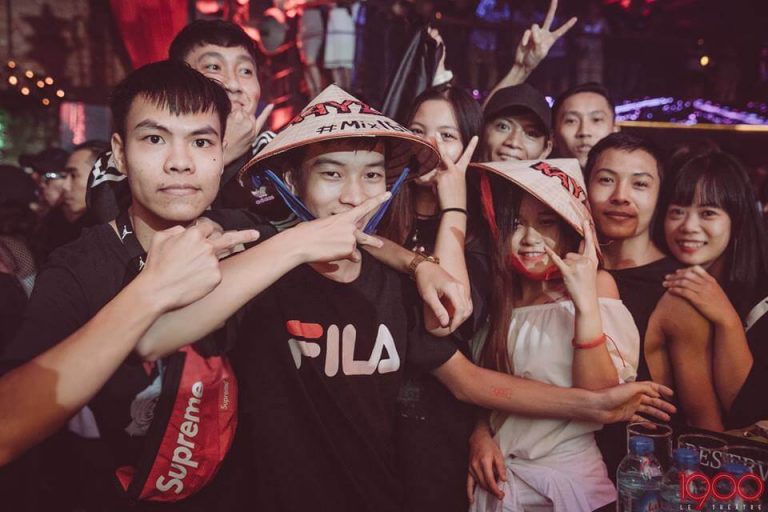 Bar 1900 Tạ Hiện (1900 Le Théâtre) best for Youth in Ha Noi - Vntrip.vn