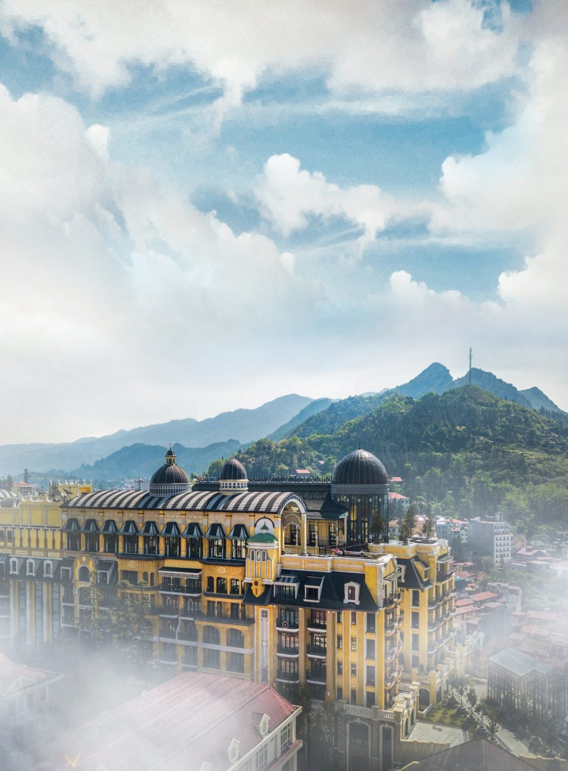 Review khách sạn Hotel De La Coupole - Mgallery Sapa - Vntrip.vn